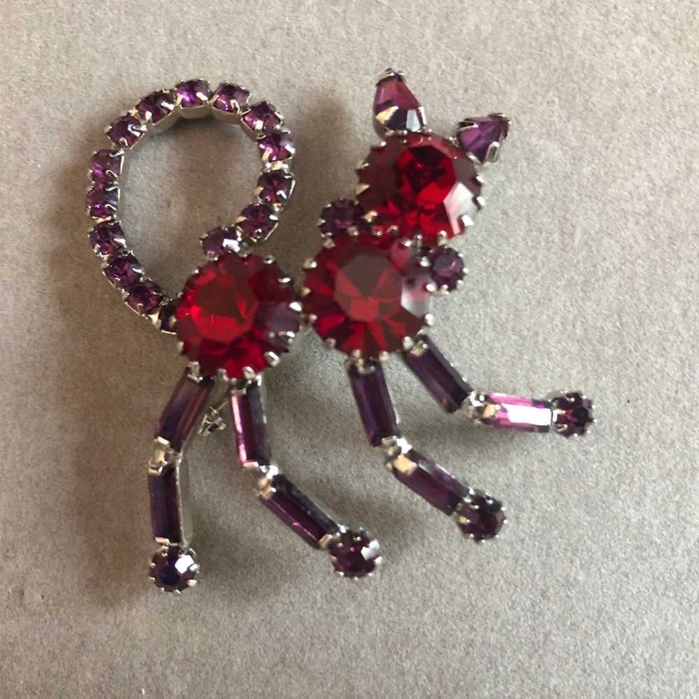 Vintage Tammey Jewels Figural Cat Rhinestone Brooch R… - Gem